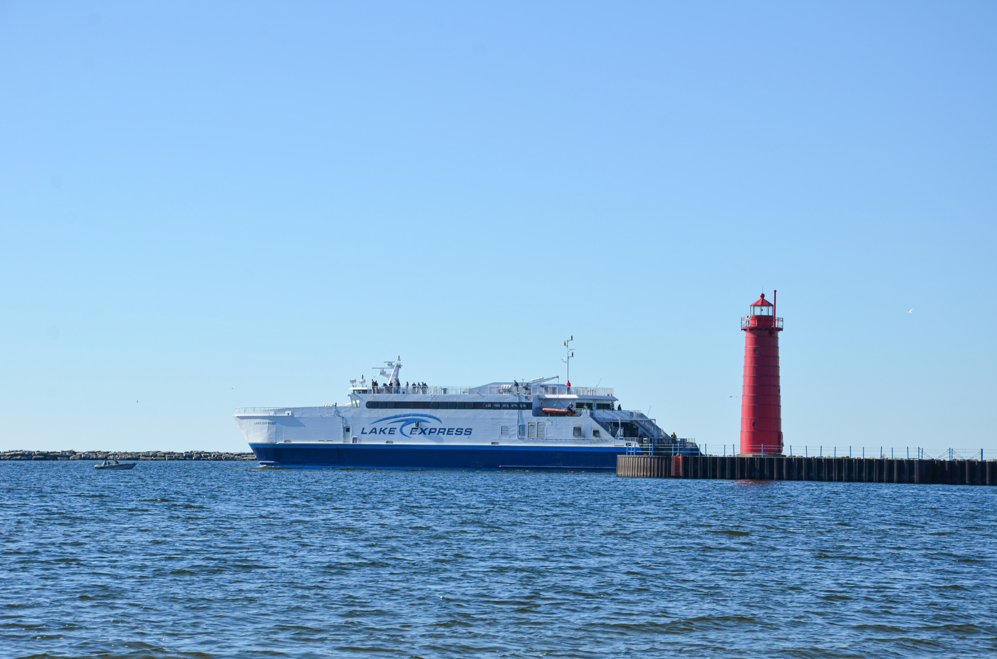 Top 5 Ferry Services on Michigan Lakes – Explore Michigan