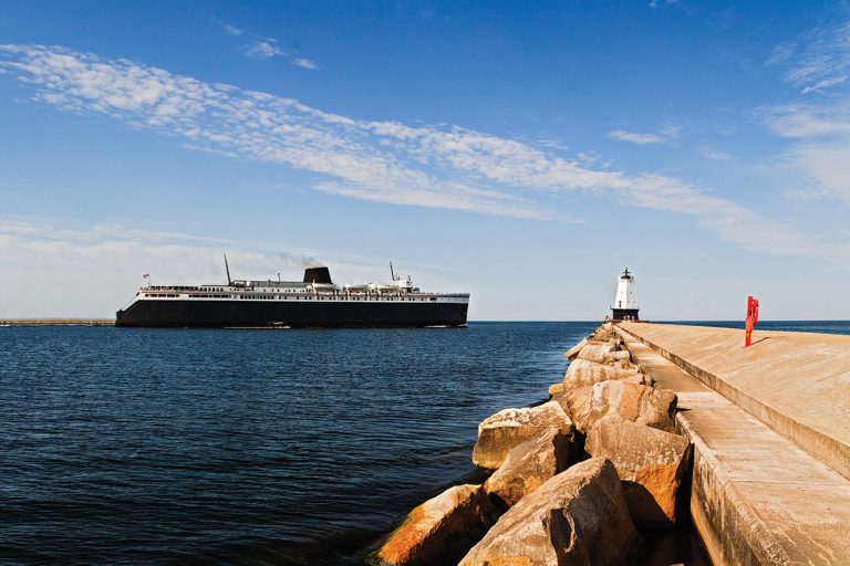 ‘Seas’ the day: Great Lakes ferries and boat tours – Explore Michigan